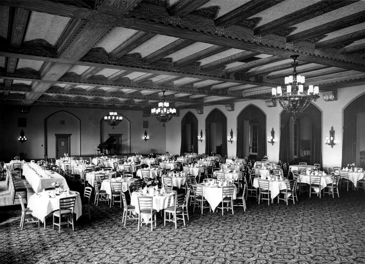 Then & Now in Pictures - Your Hotel Vancouver